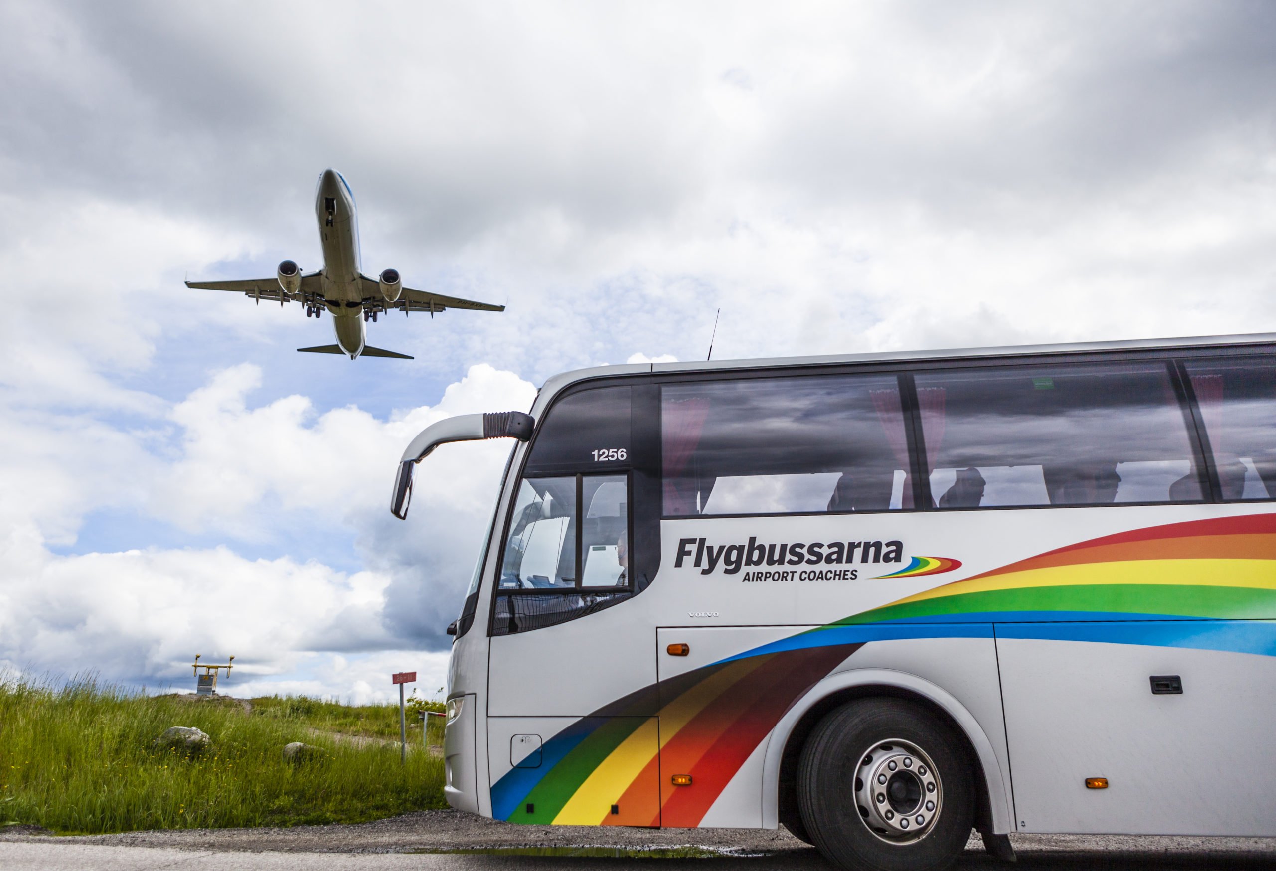 Transdev sells Swedish ‘Flygbussarna Airport Coaches’ to Norwegian VY