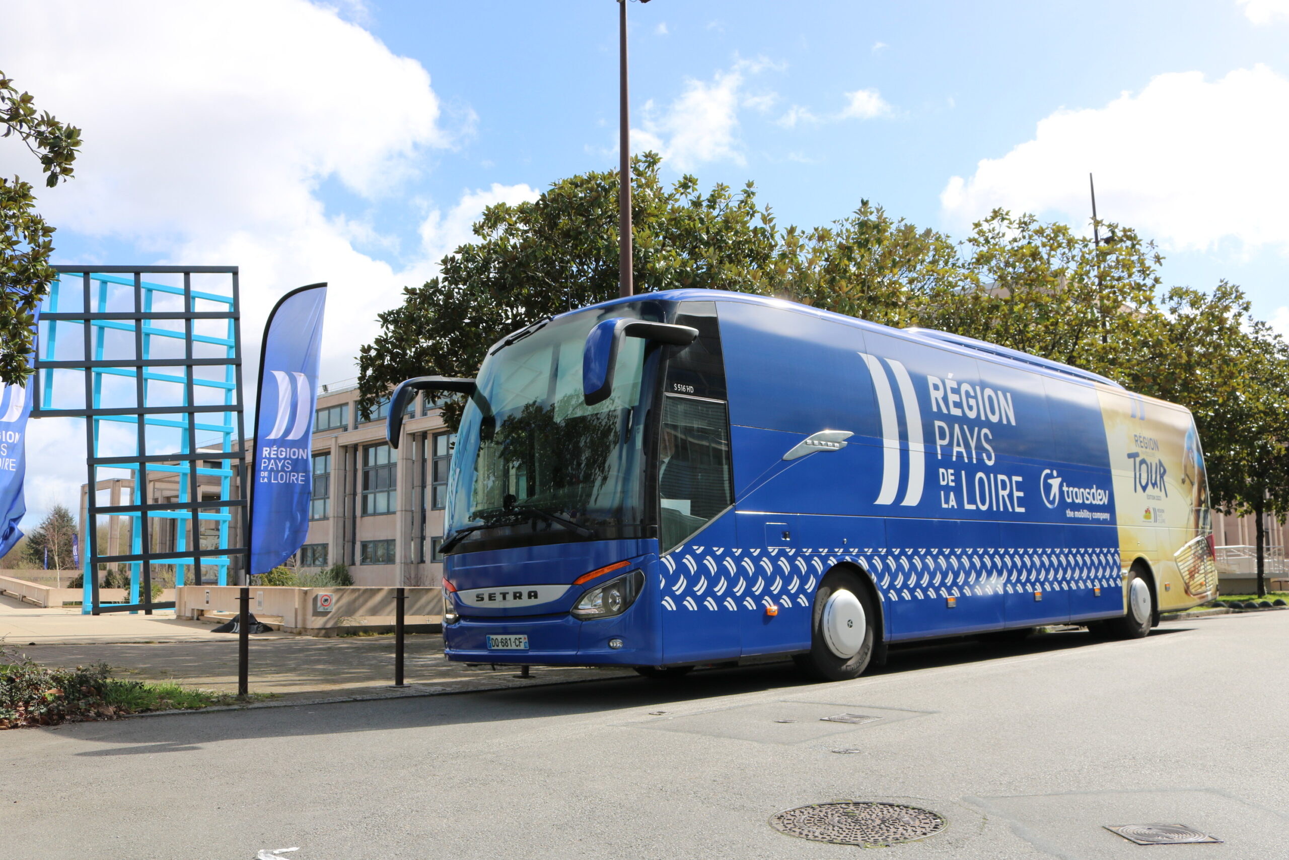 Transdev Pays de la Loire partenaire Région Pays de la Loire Tour