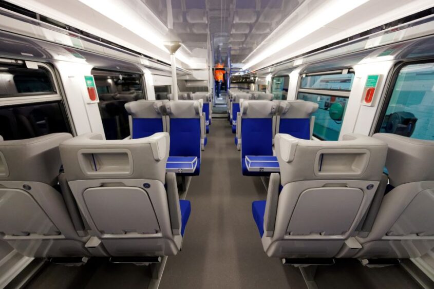Alstom, Transdev and Région Sud unveil the first Omneo trainset