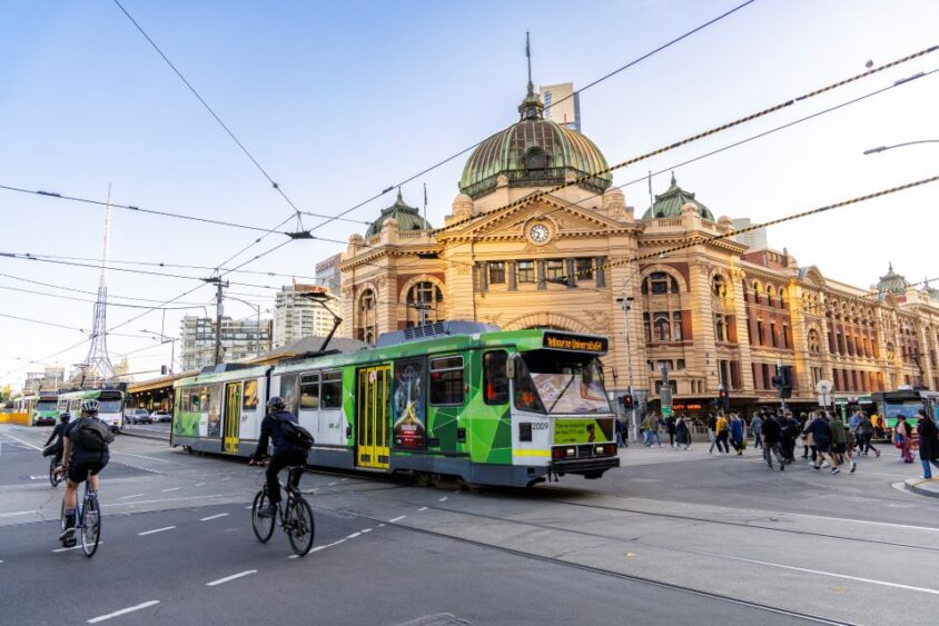 Transdev and John Holland win contract for Yarra Trams